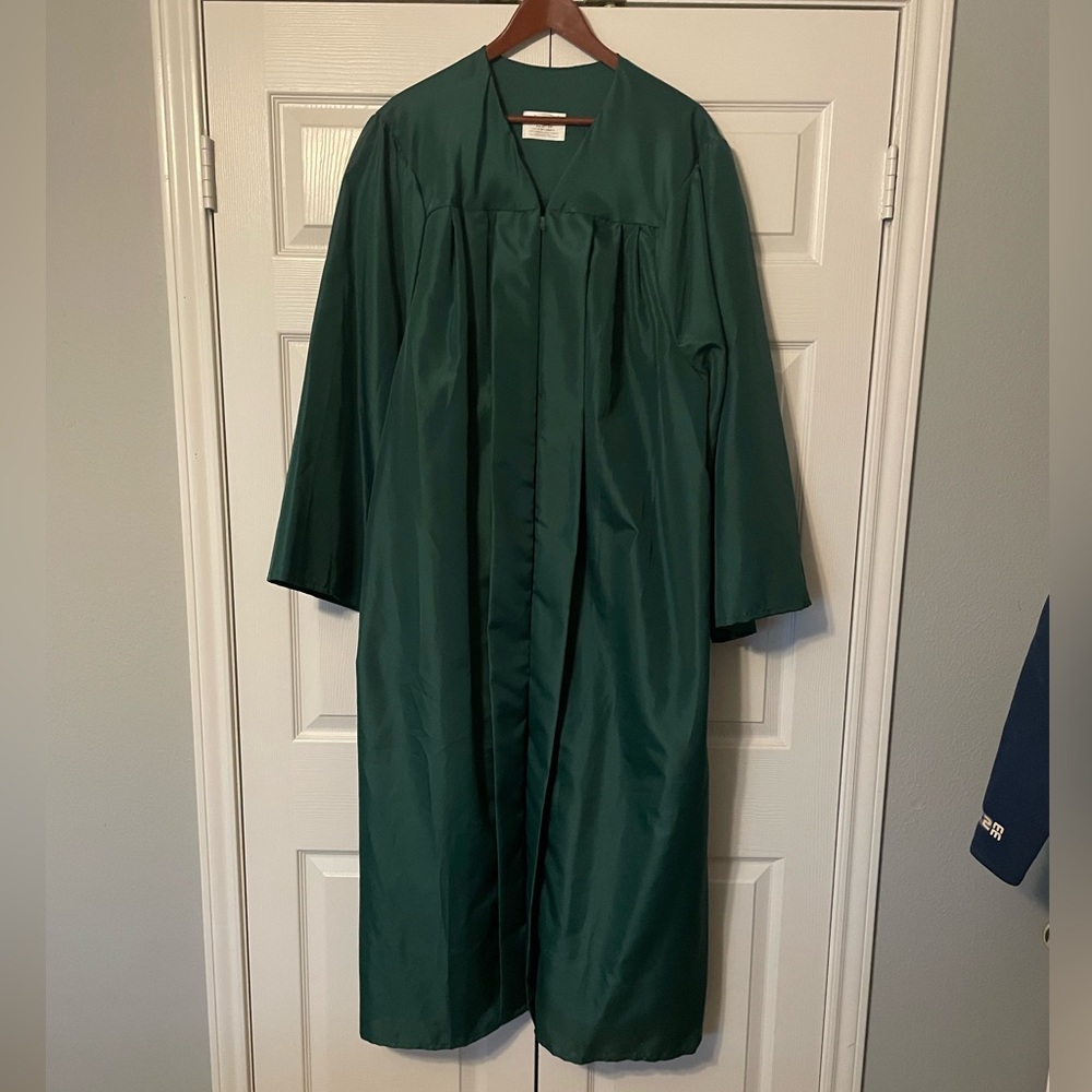 Jostens Graduation Robe - Gem